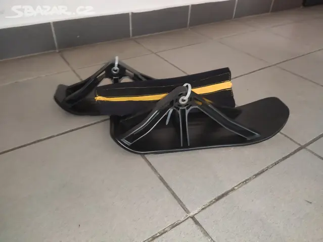 Sada na koloběžku na sníh - Brno-město - Bazar - Sbazar.cz