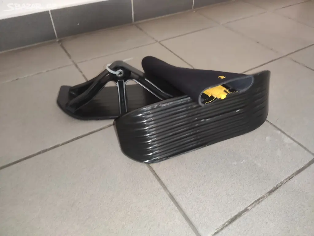 Sada na koloběžku na sníh - Brno-město - Bazar - Sbazar.cz