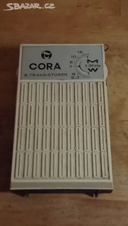 Sběratelské tranzistorové radio Cora 6 transistor - Praha 6 - Bazar ...