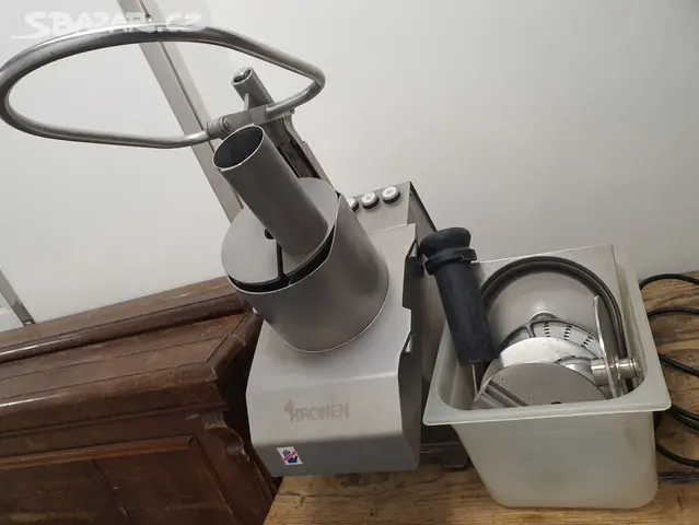 gastro profi krouhač zeleniny sýrů + PŘÍSLUŠENSTVÍ - Praha, Nusle ...