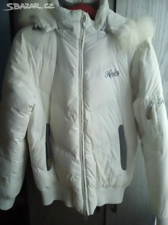 PRODÁM DÁMSKOU ZIMNÍ BÍLOU BUNDU - Kladno - Bazar - Sbazar.cz