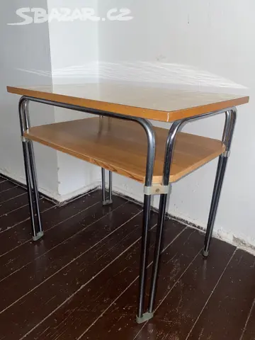 Retro chromovaný trubkový stolek 70.léta - Slaný - Bazar - Sbazar.cz