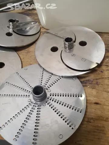 gastro profi krouhač zeleniny sýrů + PŘÍSLUŠENSTVÍ - Praha, Nusle ...