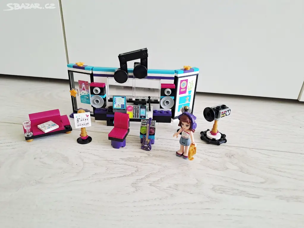 LEGO Friends 41103 Nahrávací studio pro popové hvě - Brno, Řečkovice ...