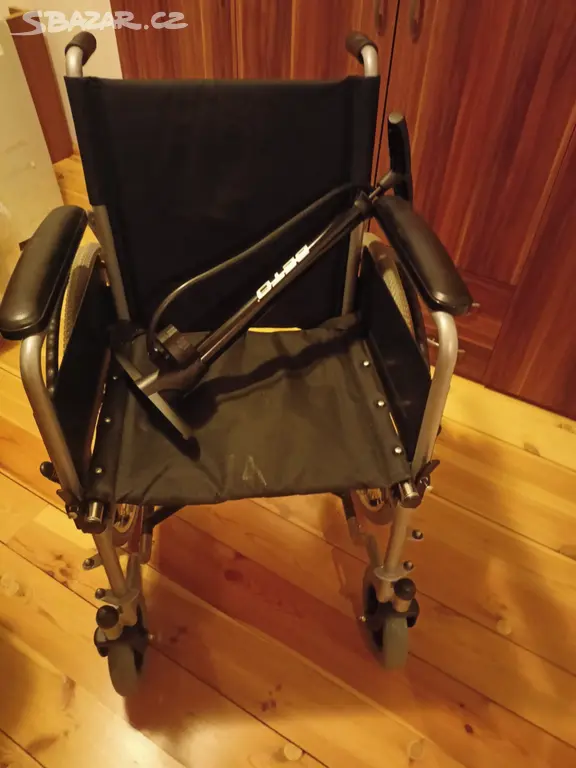 Prodám mechanicky invalidní vozík ,nosnost 130 kg - Slavonice - Bazar ...