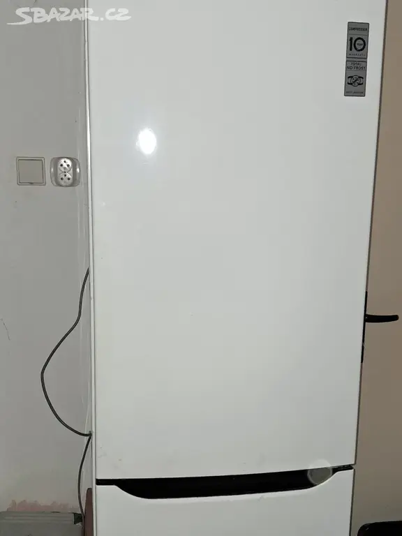Lednice LG, total no frost, plně funkční. - Zásmuky - Bazar - Sbazar.cz