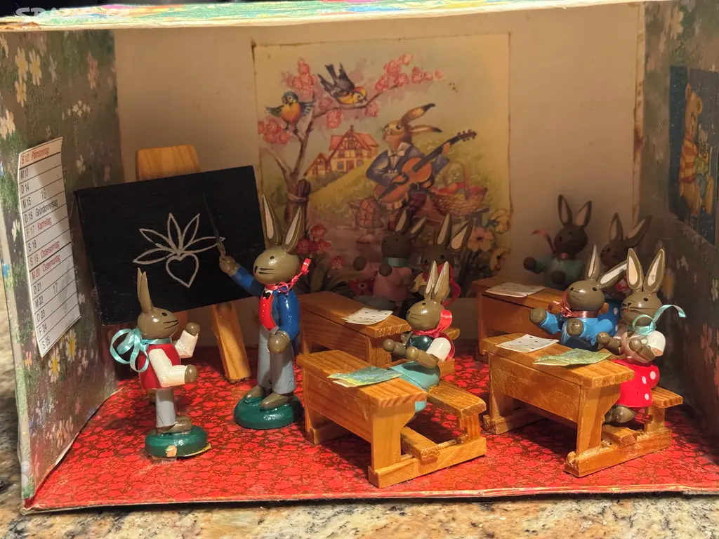 1992 malované diorama Zaječí skola - Plískov - Bazar - Sbazar.cz