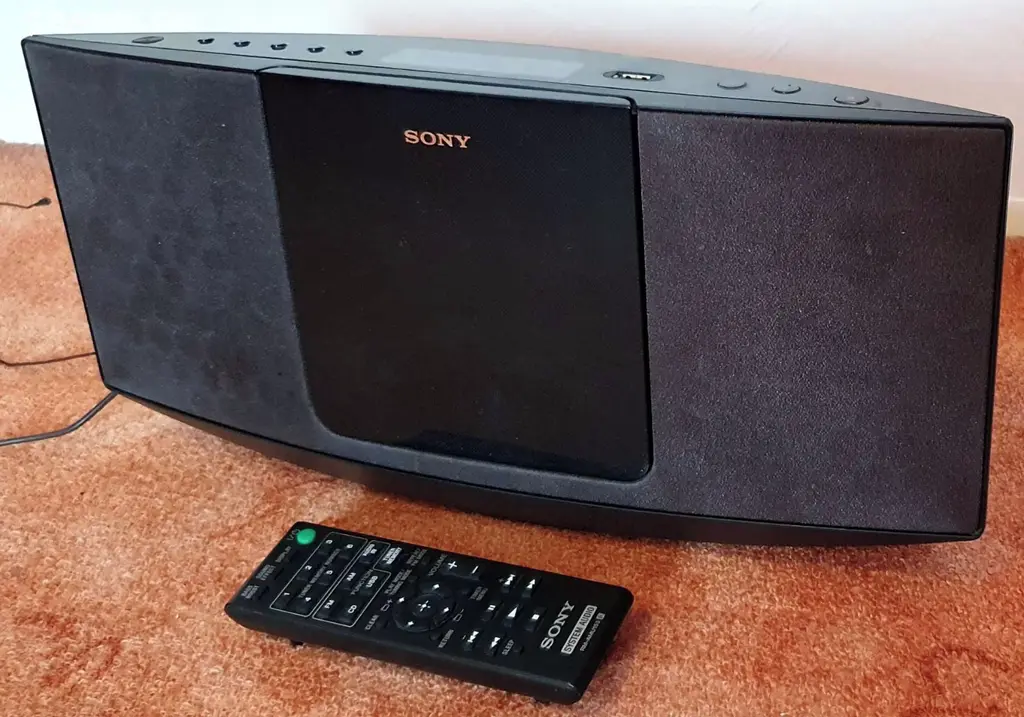 Minivěž Sony CMT-V9 - CD, rádio s RDS, USB - Sluhy - Bazar - Sbazar.cz