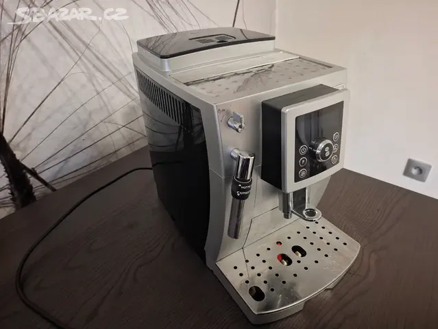 Kávovar DeLonghi - Bobrůvka - Bazar - Sbazar.cz