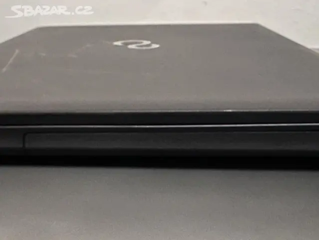 Fujitsu A555 - Pardubice - Bazar - Sbazar.cz