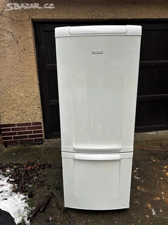 Lednice s mrazákem Electrolux cena nabídněte - Praha - Bazar - Sbazar.cz