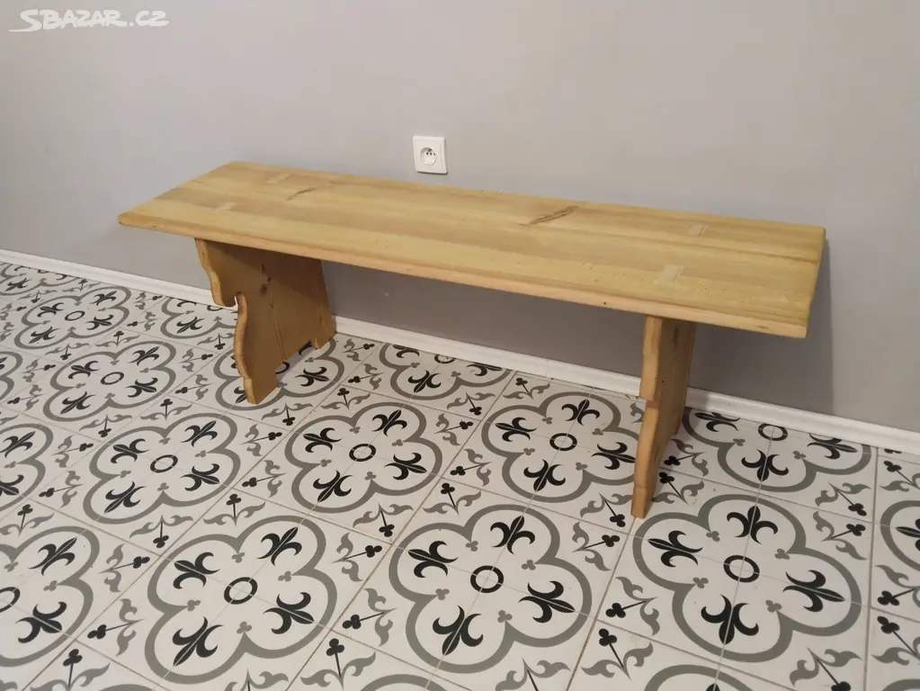 Stará lavice, lavička po renovaci - Havlíčkův Brod - Bazar - Sbazar.cz