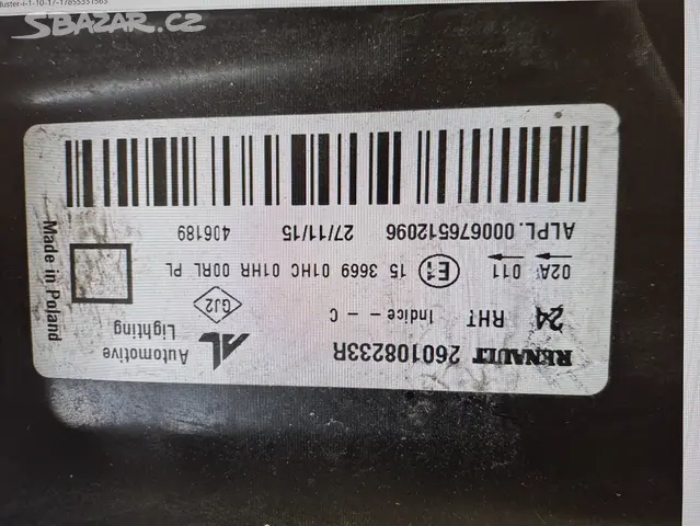 Dacia Duster 2010 - 2013 pravé světlo obyčejné - Kozomín - Bazar ...