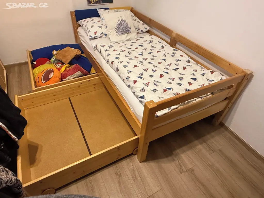 Palanda z borového masivu - Plzeň 4 - Bazar - Sbazar.cz