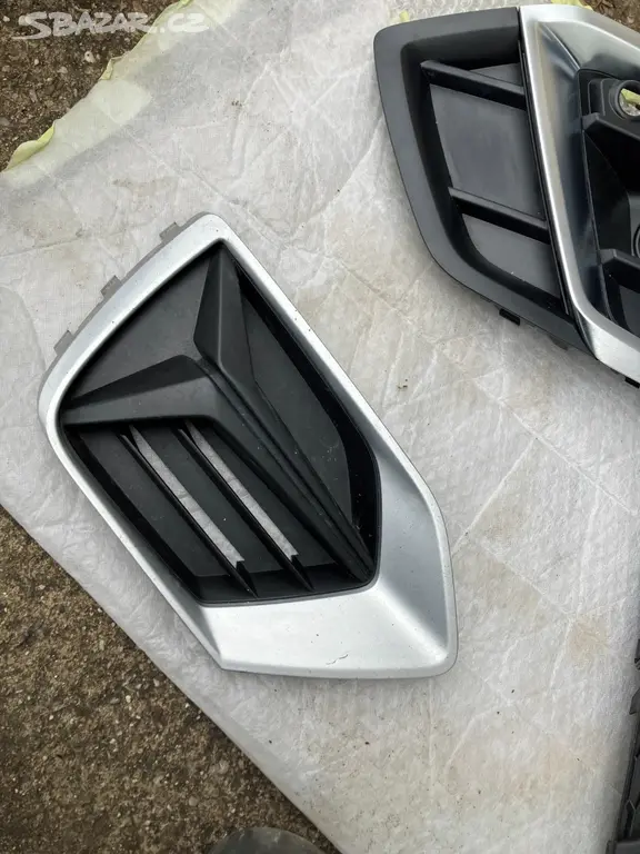 mrizka leva do narazniku audi q3 ii 18-predni - Beroun - Bazar - Sbazar.cz