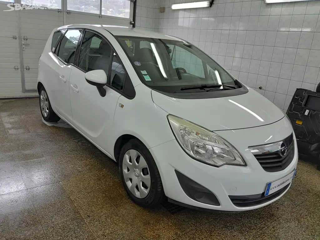 Oprl Meriva 1,4i 16V 120 - Bílovec - Bazar - Sbazar.cz