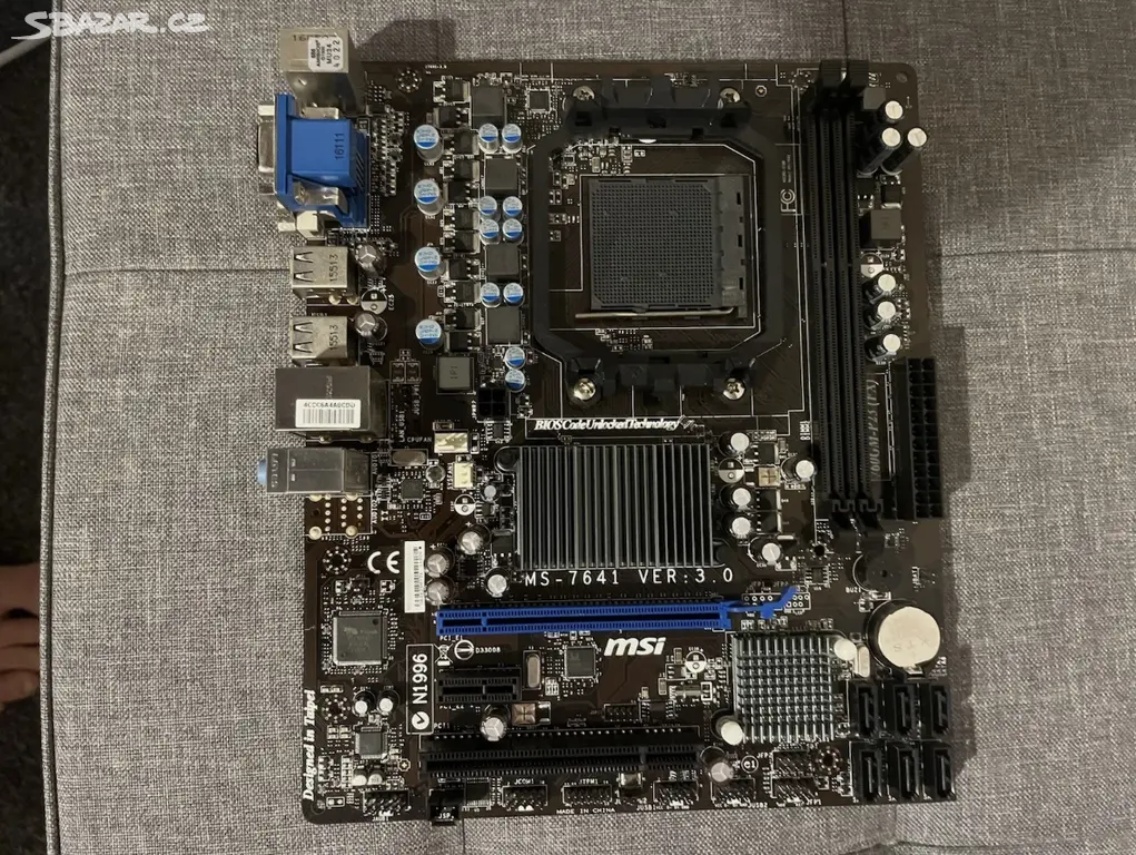 AM3+ MSI MS-7641,podporuje až 8 jadra FX. AM3+ - Prostějov - Bazar ...