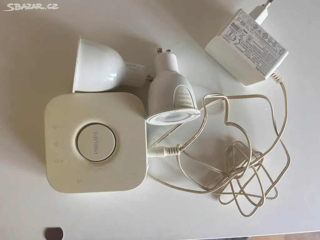 Philips Hue Bridge + 2x White and Color Ambiance - Praha - Bazar ...