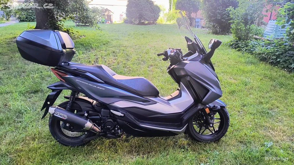 Honda Forza 350 - Praha - Bazar - Sbazar.cz