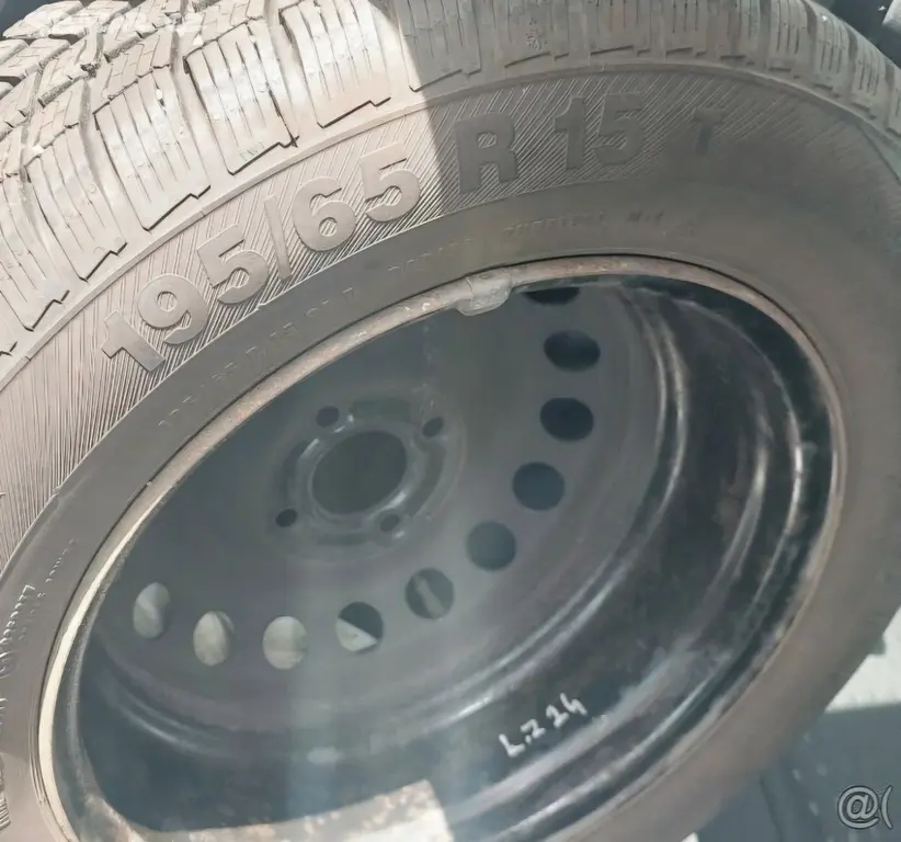2x barum s plechov.diskem 195/65 R15 - Praha - Bazar - Sbazar.cz