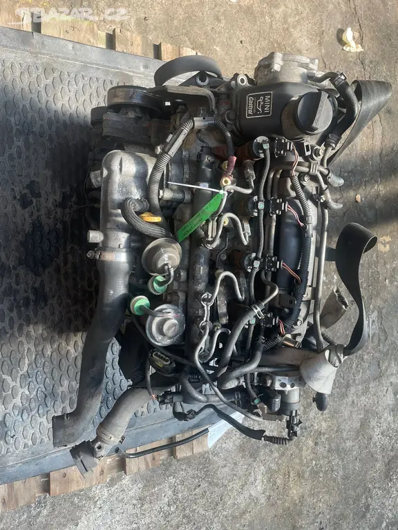 Motor Mini Cooper 1.4 D 66kW - Praha 2 - Bazar - Sbazar.cz