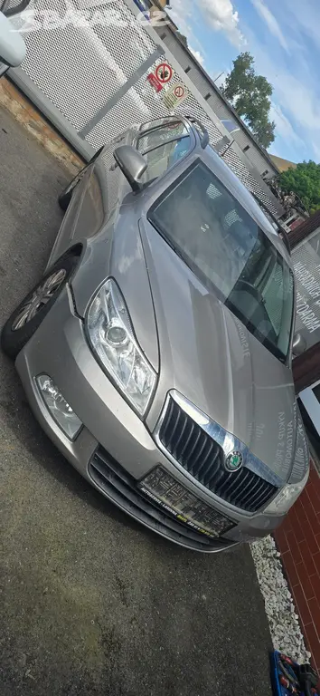 Škoda Octavia 2 kombi facelit 1.6 TDi - Přešťovice - Bazar - Sbazar.cz