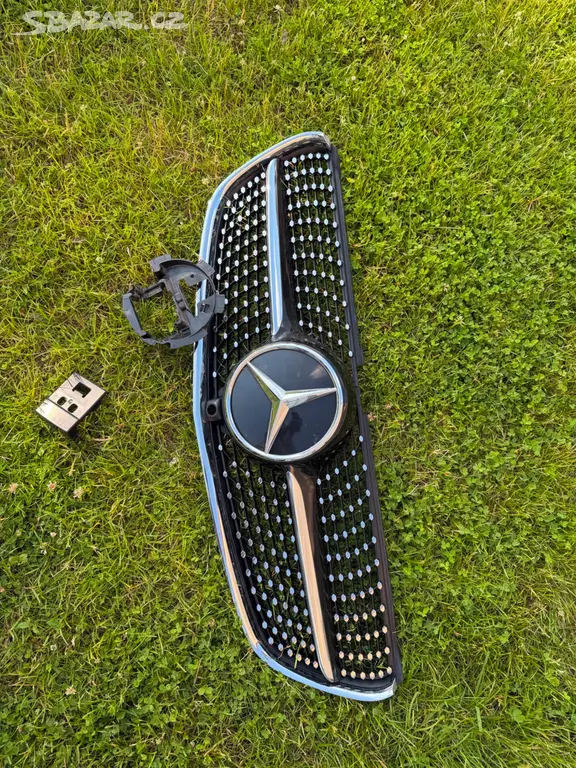 Maska mercedes vito amg znak radaru - Praha - Bazar - Sbazar.cz