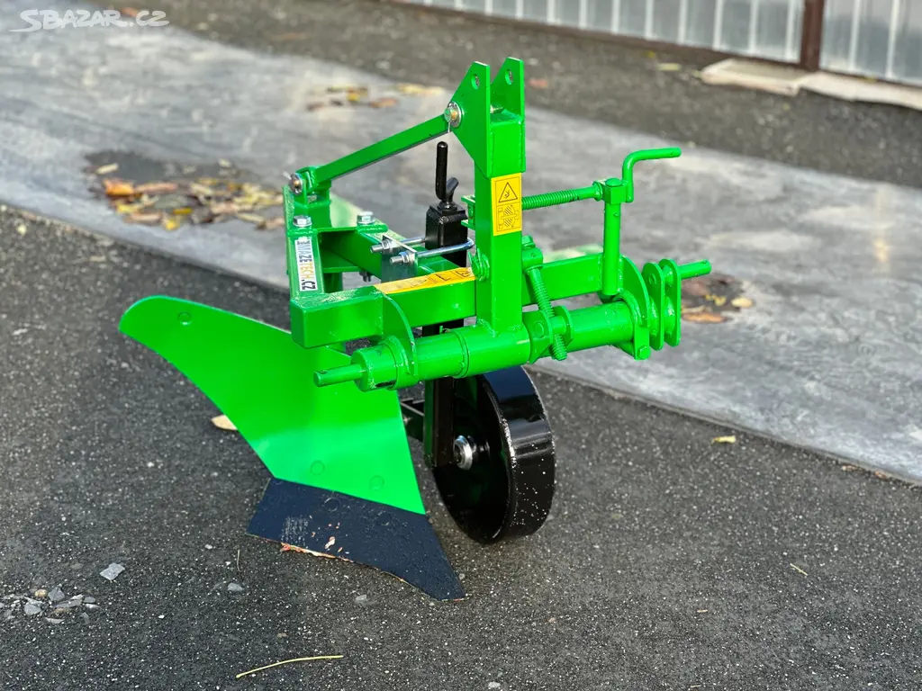 Seřizovací jednoradličný pluh za malotraktor - Slatina - Bazar - Sbazar.cz
